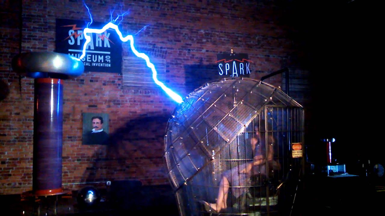Tesla Coil Faraday Cage