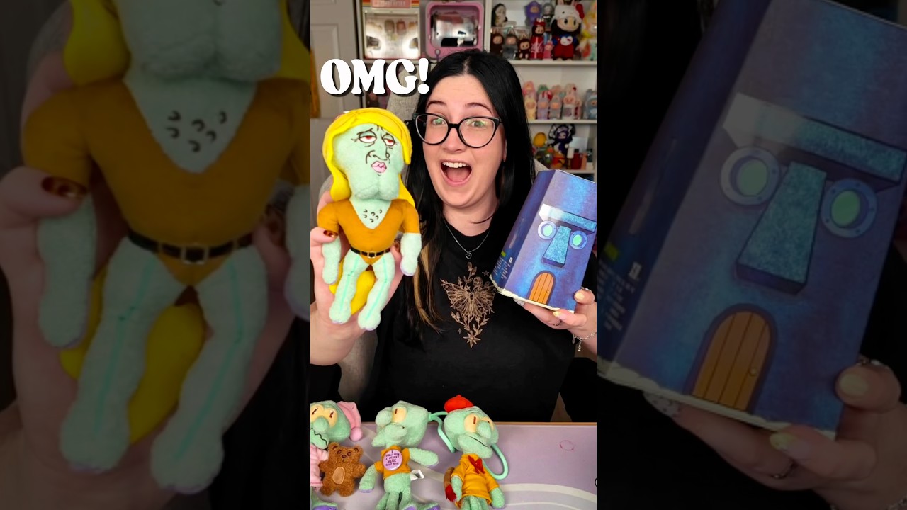 I PULLED THE RARE HANDSOME SQUIDWARD BLIND BOX..