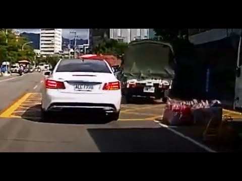 交通部認證開啟大違停時代，放心的停在車道上買菜吧 | WoWtchout - 地圖型行車影像分享平台