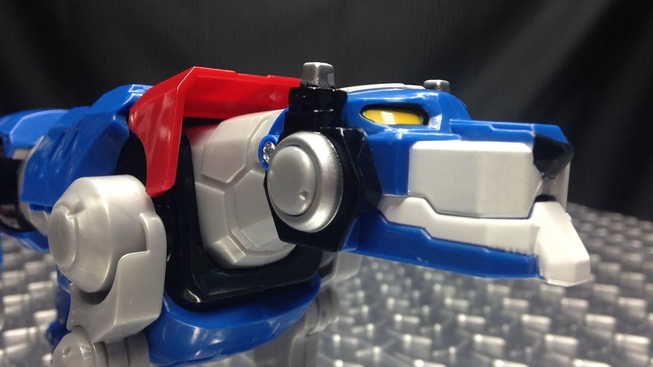 Voltron Legendary Defender LEGENDARY BLUE LION: EmGo's Voltron Reviews N' Stuff