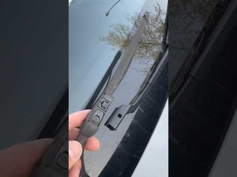 2020 BMW X3 Windshield Wiper replacement !!! #howto #bmw #bmwx3 #replacement