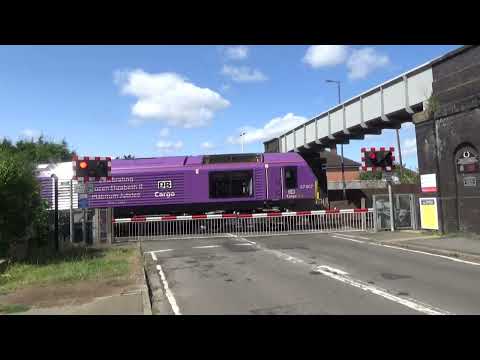 Attenborough Ln Level Crossing, Beeston