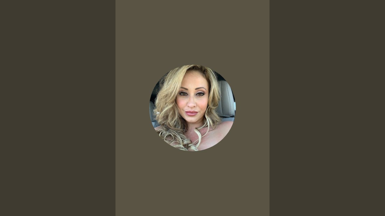 Eva Notty is live!