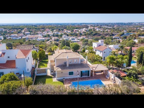 Traditional Quality Villa on an elevated plot with nice views - PortugalProperty.com - PPSS3987