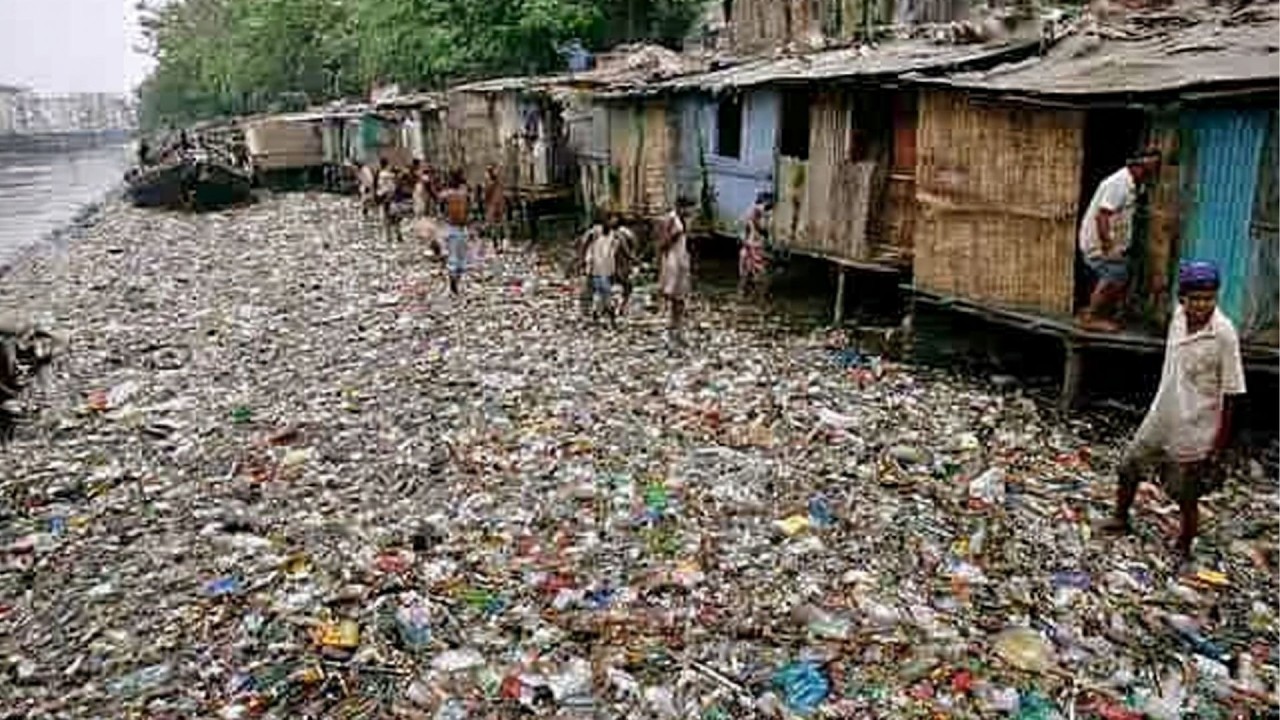 50,000 People Are Cleaning Up the World's Most Polluted River.    | by @BDCleanup