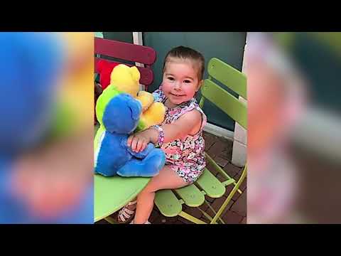 Mom creates teddy bears to teach children English and Spanish