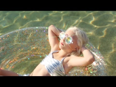LITTLE MISS DAZZLE // editorial for Madison Fashion Magazine
