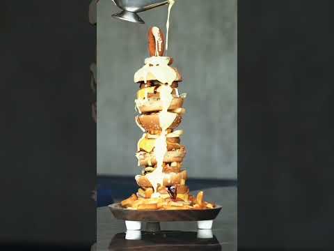 World largest burger | Unique recipe|Famous food place in Agra #viral #shorts