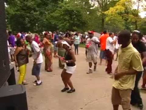 ALAN KING - SUNDAY MATINEE BEHIND THE MUSEUM 1 OF 4