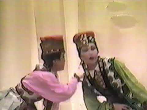 1990 Tulpan - Berachuud Bil/Young Wives Dance - Abram and Namsa Abushinov Video in Kalmykia.