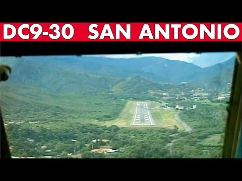 Video: McDonnell Douglas DC-9 landing on a short mountain runway in ...