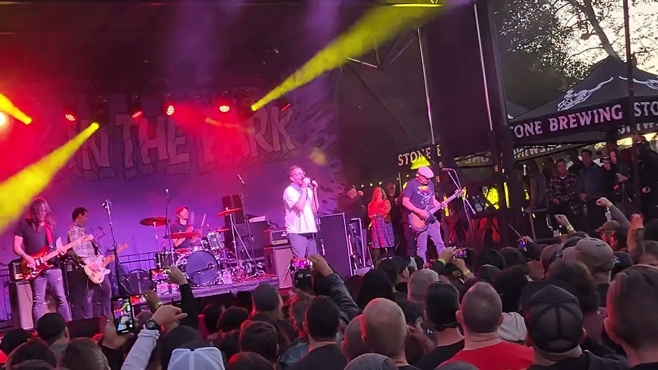 Swinging Utters - Windspitting Punk - 11/6/2022