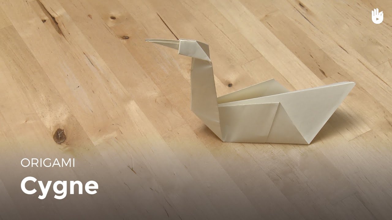 Faire un cygne - Apprendre à faire des origamis | Sikana