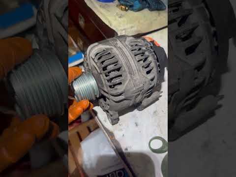 Alternator not good 2.0 16v TDI #audi #automobile #mechanic #fip #power