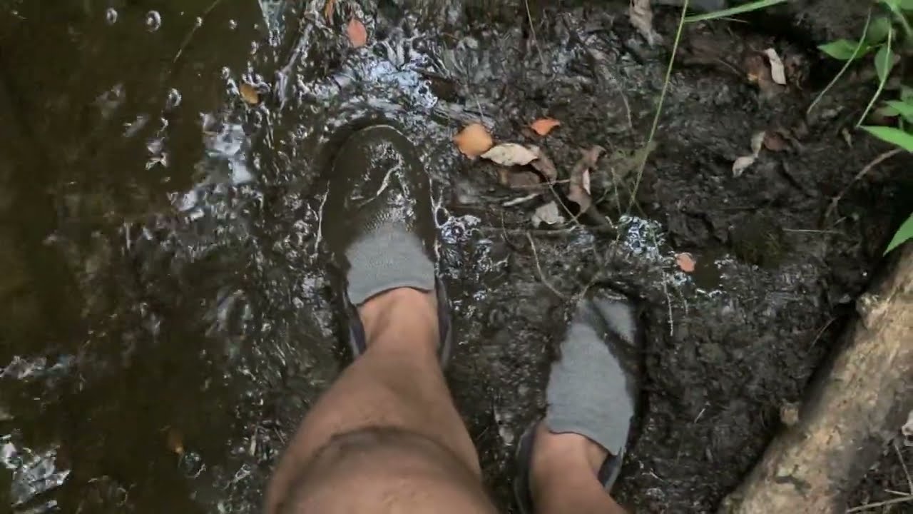 Walking in Deep Mud