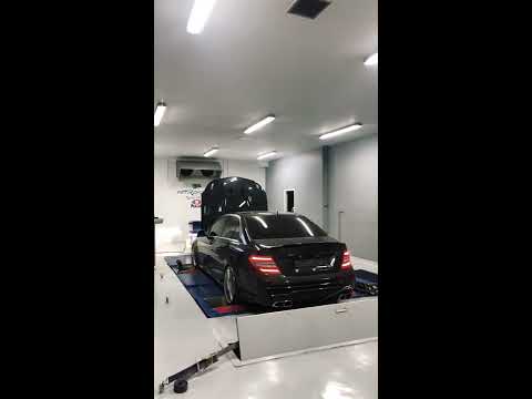 Mercedes C250 CGI W204 Big Turbo on Dynno