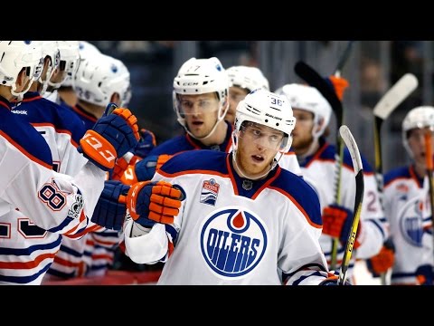 Sports Minute: Five-goal final frame gives Edmonton 2-game lead in season series