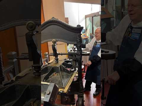 Howard celebrates Cinco de Mayo by letterpress printing