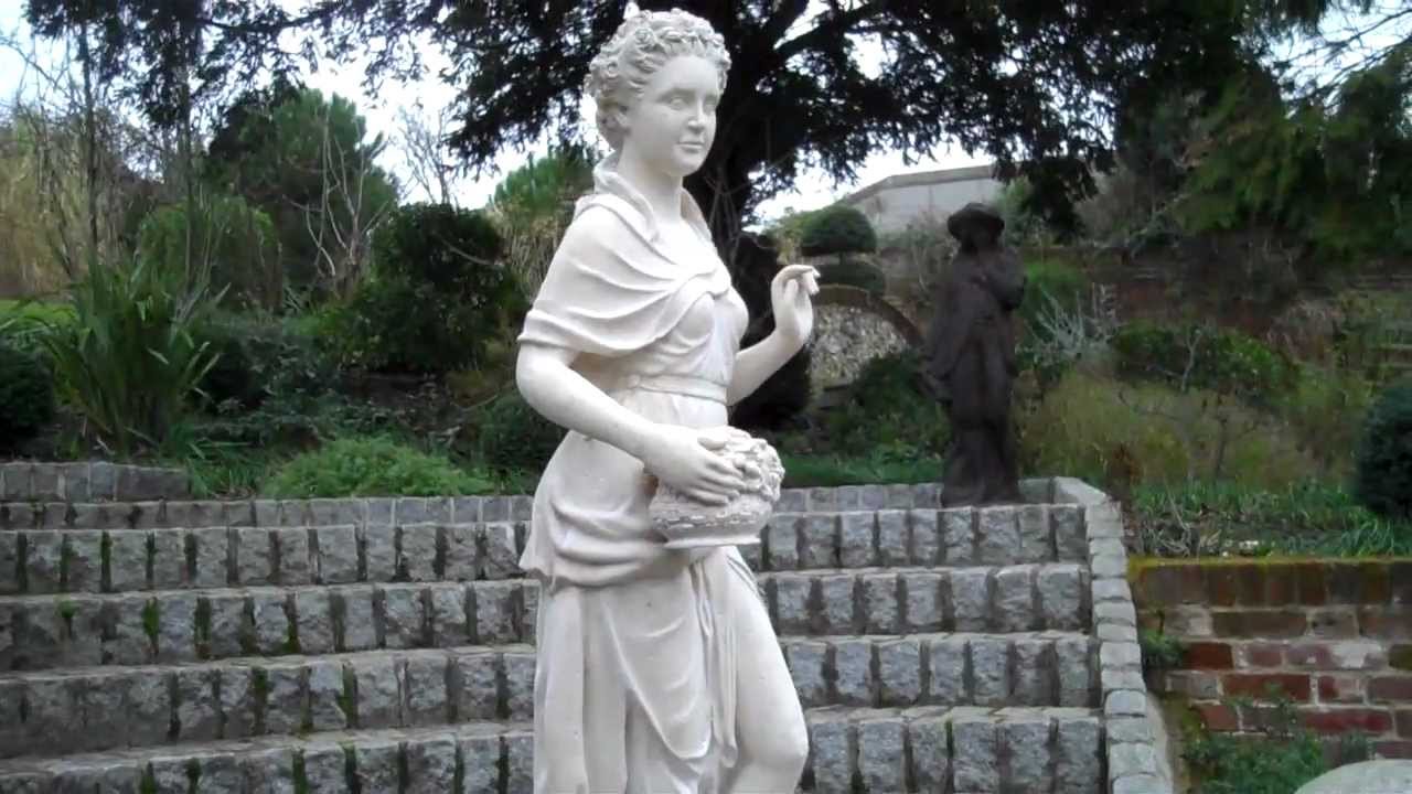 Four Seasons statue-Spring