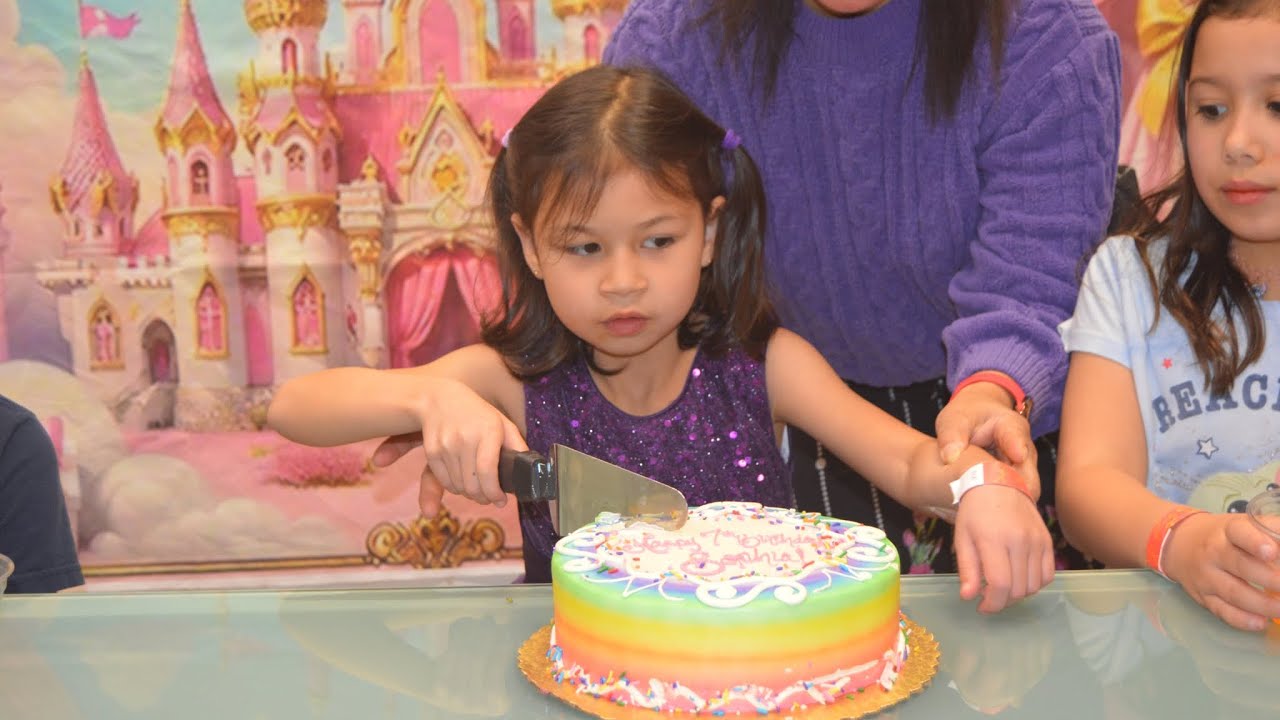 My Sophia's 7th Birthday Party at Dizzy Castle|Happy Birthday my Princess 😘😘