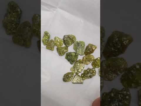 Rough Diamond Light Greenish Color Uncut Diamond Flat Raw Diamond