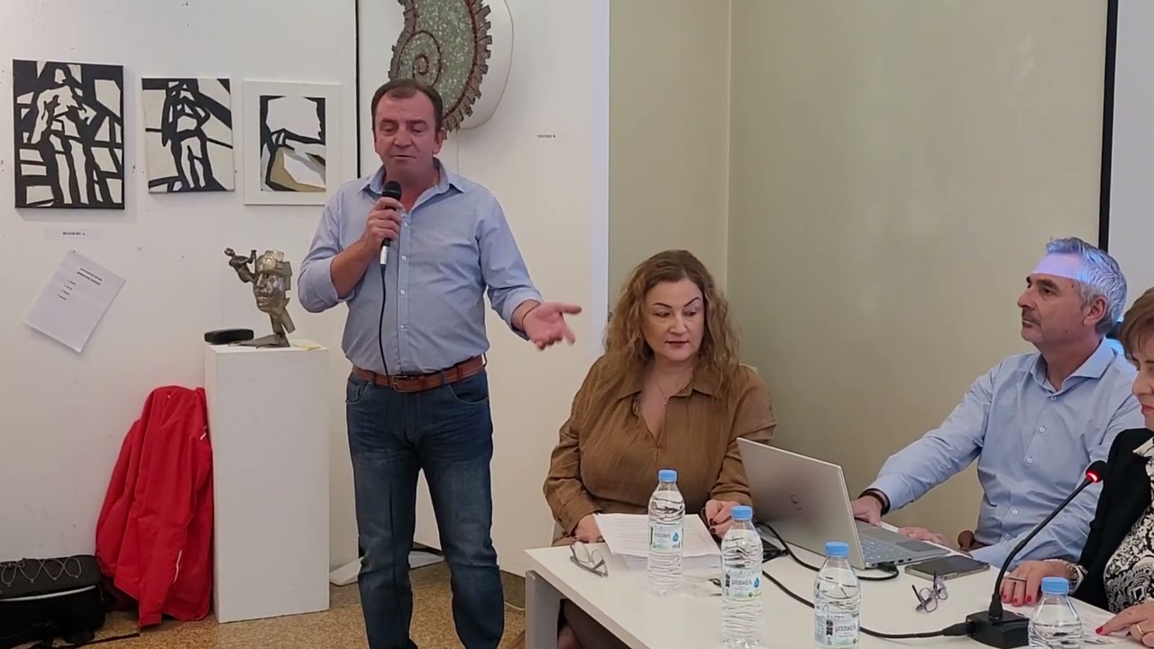 Λάρισα: Παρουσιάστηκε στο Γαλλικό Ινστιτούτο το βιβλίο “Το Σαραντάπορο ...