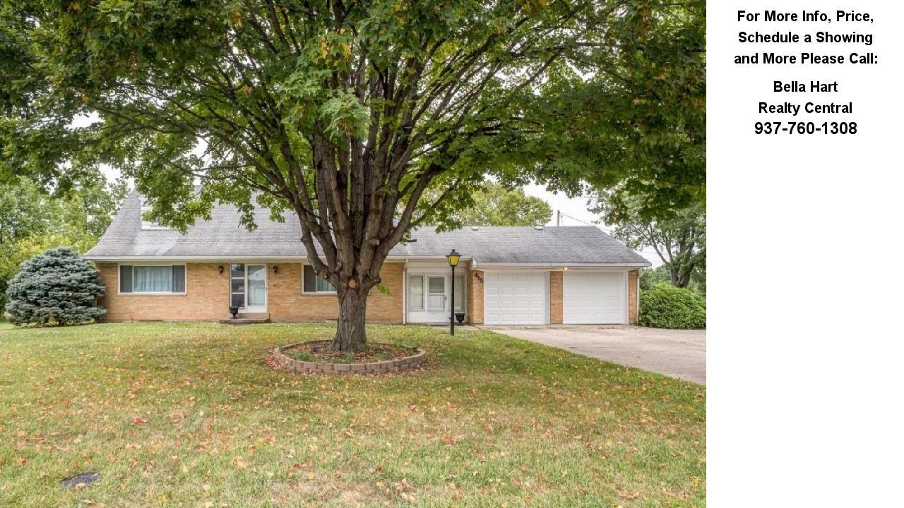 415 West Wenger Road, Englewood, OH Presented by Bella Hart.