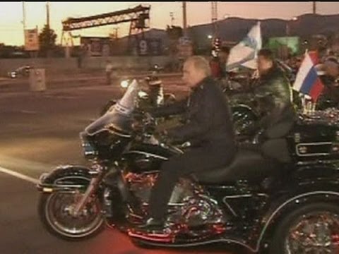 Putin rides a Harley Davidson with a biker gang in Russia | Punjapit
