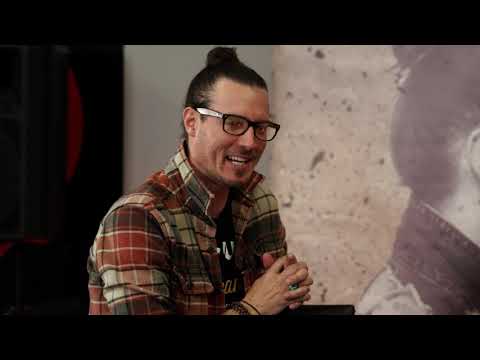 Rayne Johnson Further Introduces Himself To Fans | Country Music Rocks