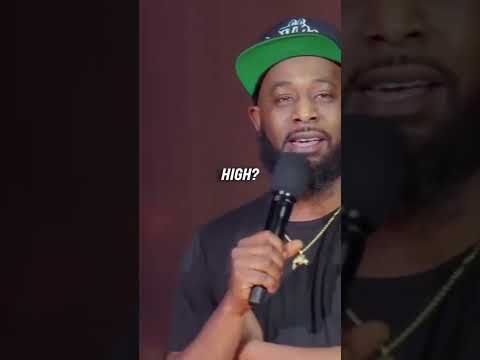 One more 420 joke, cause why not🤙💨 🎤: Karlous #standup #comedy #standupcomedy #karlous