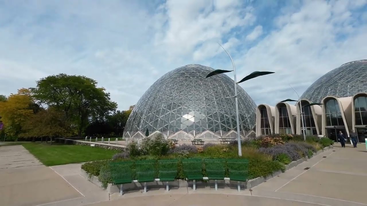 Visit Mitchell Park Domes in Milwaukee WI 4K