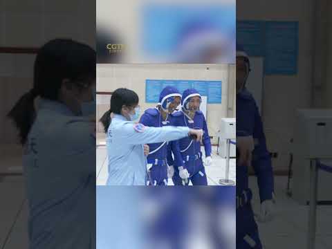 How did the taikonauts get trained for life in space