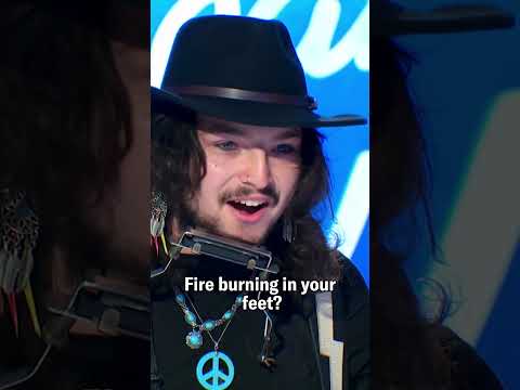 Fire in his feet 🔥👣 & ready to ROCK!