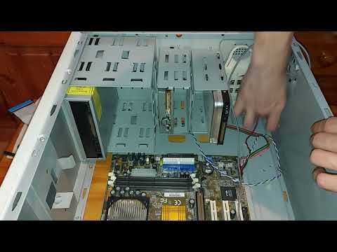 Taking A Look At A Prebuilt 750Mhz AMD Duron System - Windows XP