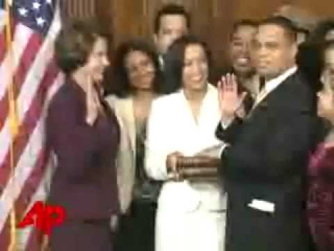 Representative Keith Ellison is sworn in on Thomas Jefferson’s Quran ...