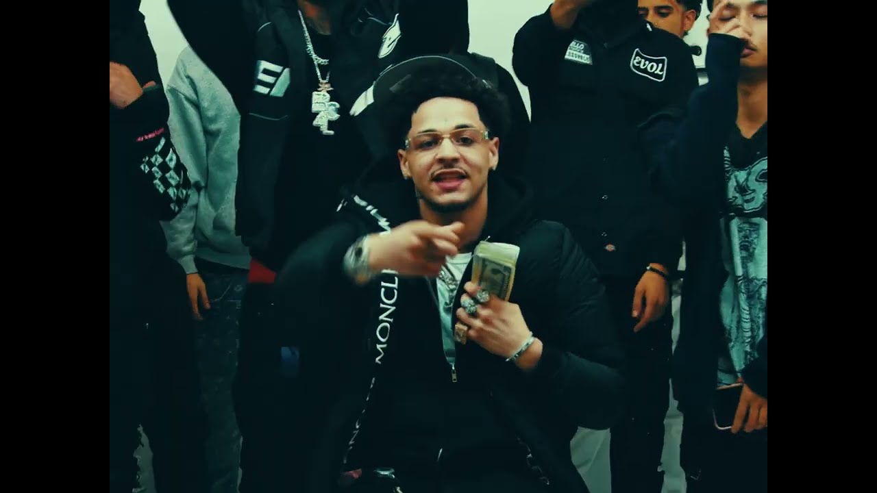 MoneyBagz Buzz - Triplez (Official Music Video)
