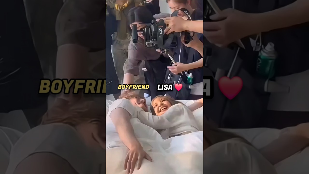 BLACKPINK Lisa With Her Boyfriend 😲🔥 | Kpop News Update