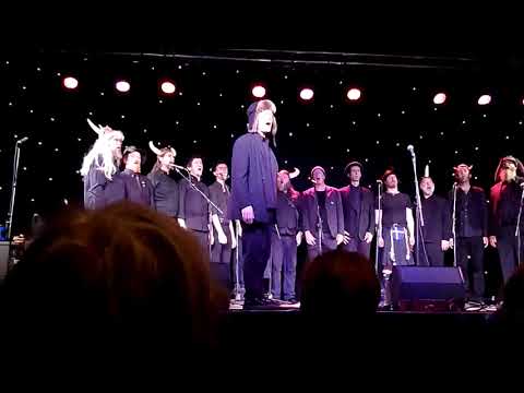 Spooky Men's Chorale Live, Sidmouth, 2009 that swedish folk song