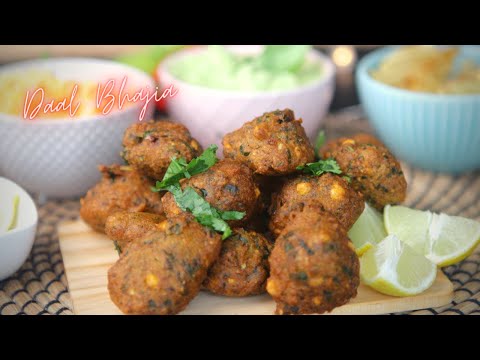 DAAL BHAJIA RECIPE || MOONG DAL BHAJIA WITH COCONUT CHUTNEY || EAST ...