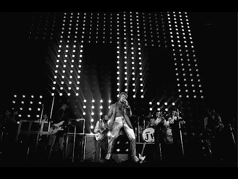 [VIDEO] Johnny Hallyday "On Stage" 1967 ( Good Quality)