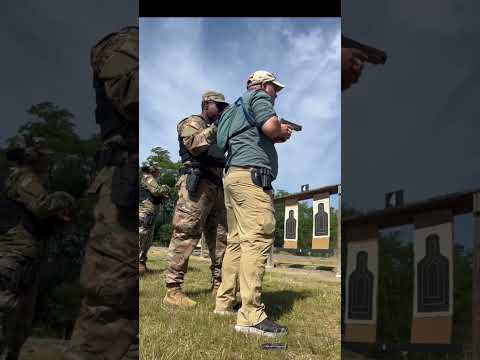 LEWTAQ - Trying the Army’s New M17 for Law Enforcement Qualification.