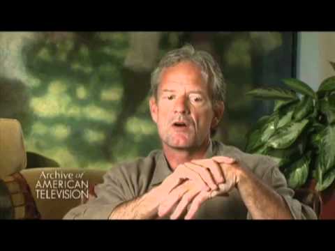 Christopher Lloyd on maintaining quality On "Modern Family" - EMMYTVLEGENDS
