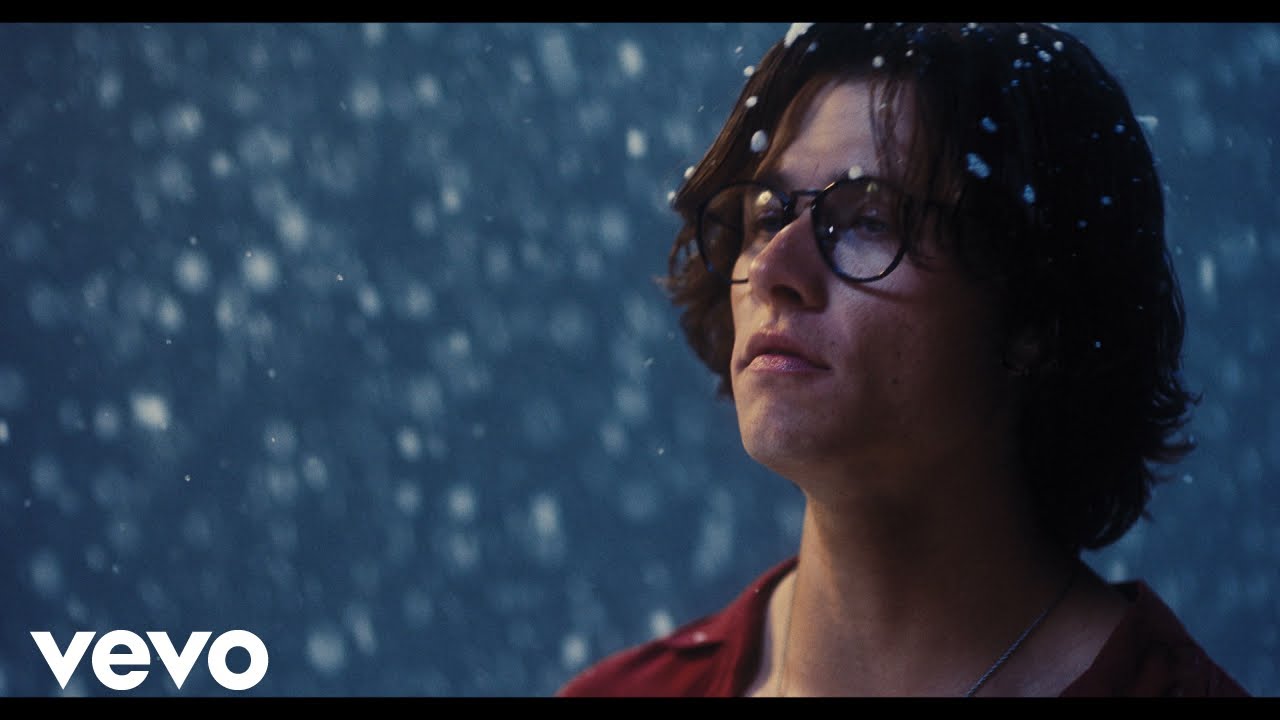 EMPTY BENCH by David Kushner from USA | Popnable