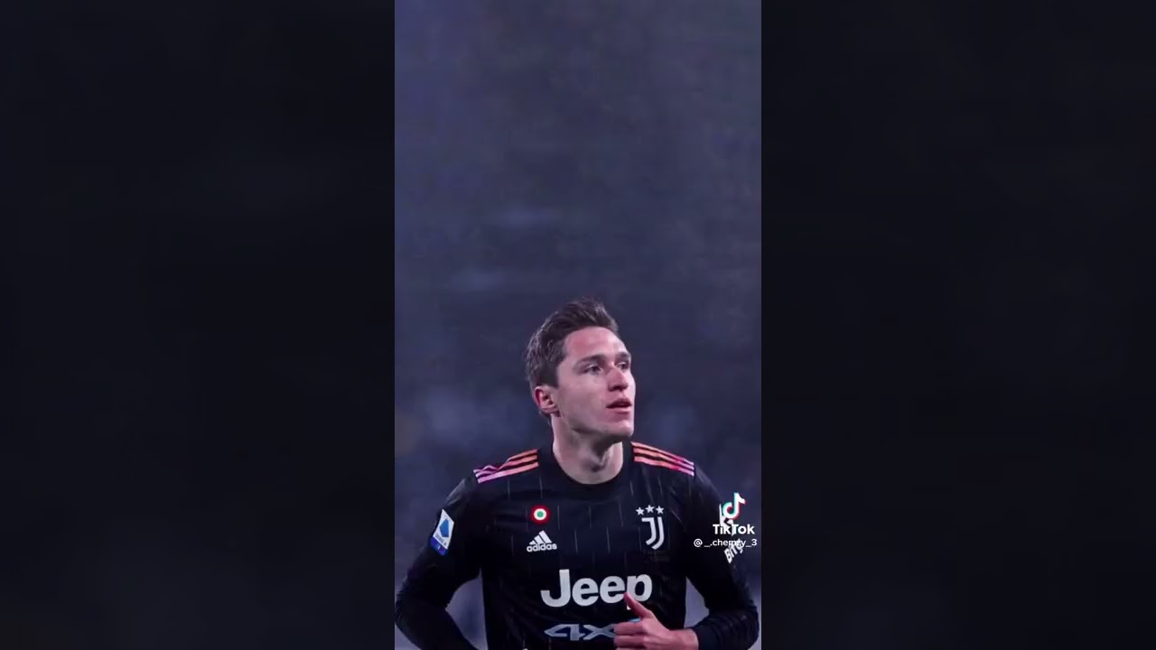 Wallpapers 4K for Juventus Fans 🖤🤍