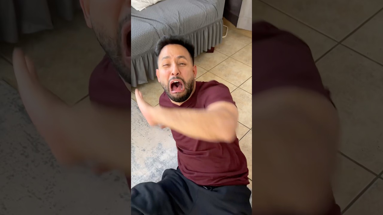 Grandmas always have your back 👵🏼🩴