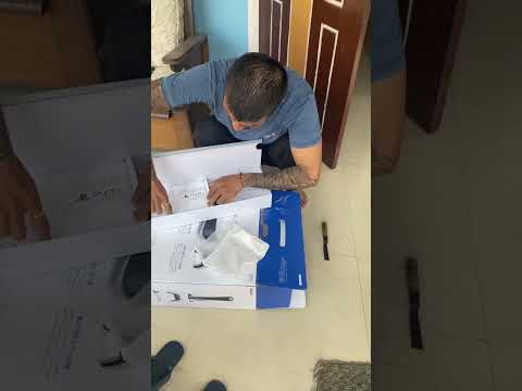 PlayStation 5 unboxing from @hgworld . Imported version.