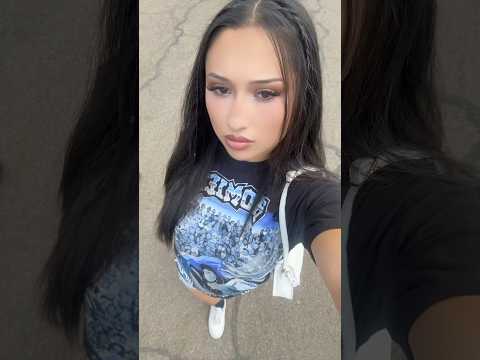 10% off t-shirt/purse code: HGLala 😘 Give me a kiss 💋