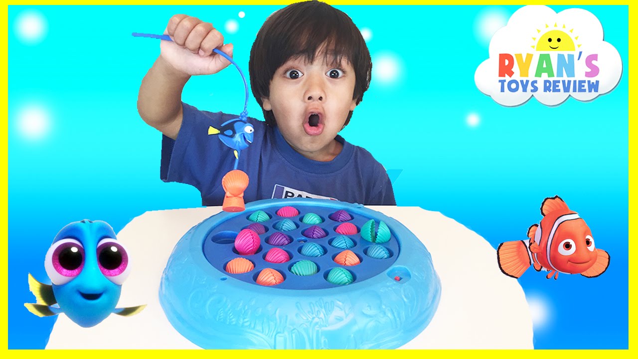 Disney Finding Dory Fishing Game Shell Collecting with Egg Surprise for Winner!