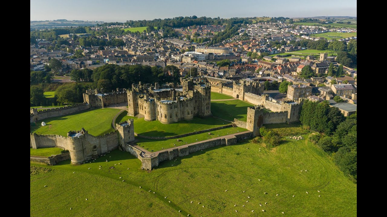 Northumberland's Northern Castles