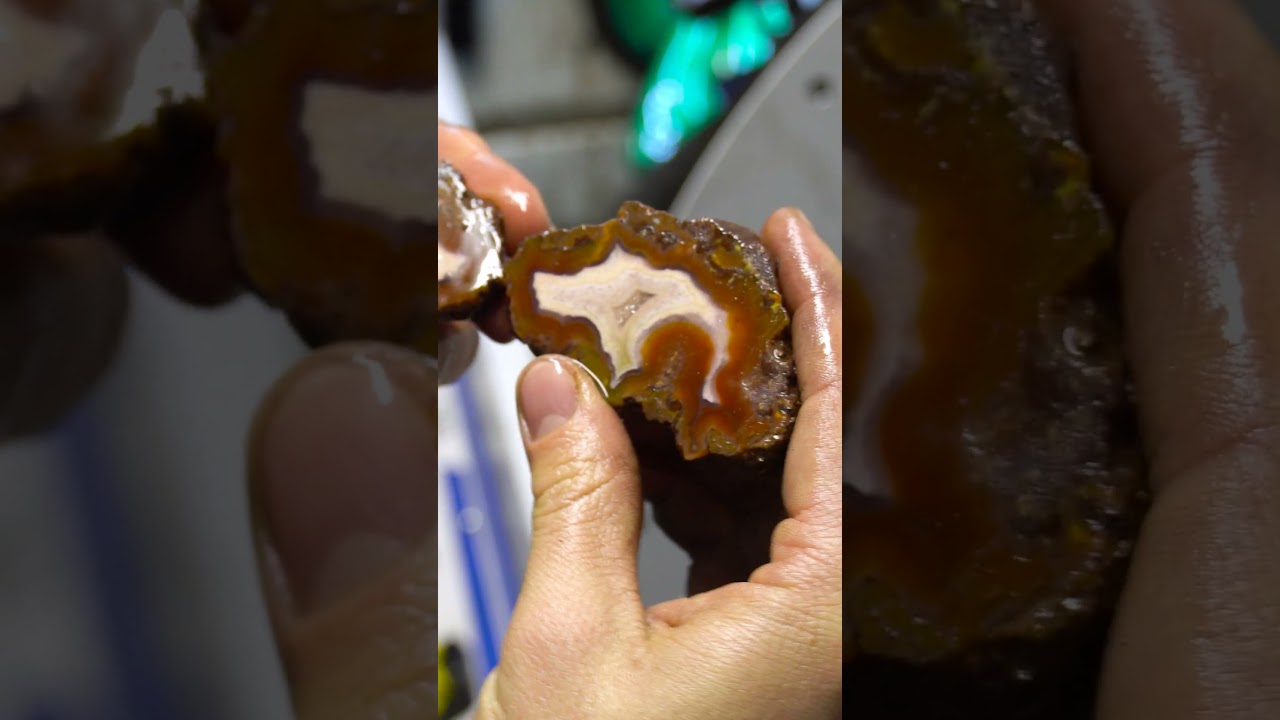 Cutting a Mexican Laguna Agate with Parallax! 😁 #shorts #agate #rock #gemstone #colors
